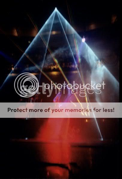 1977 Laser pyramid pic request - Photos - Led Zeppelin Official Forum