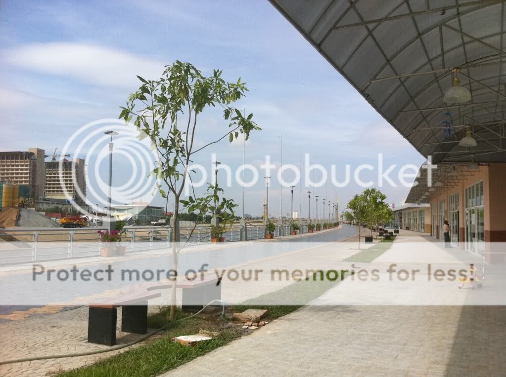 Phnom Penh | Koh Pich / Diamond Island | U/C | Page 7 | SkyscraperCity ...